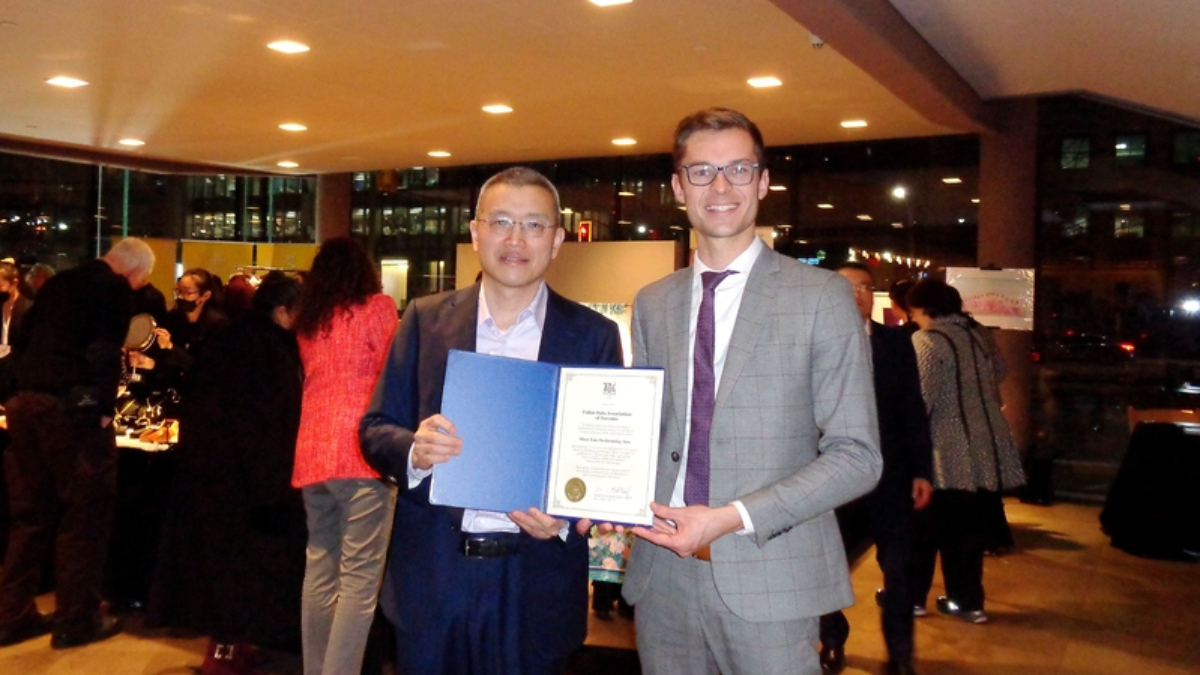 加国省议员二观神韵 感佩中国人对神的信仰 | 加拿大 | 政治家 | 神韵巡回艺术团 | 新唐人电视台