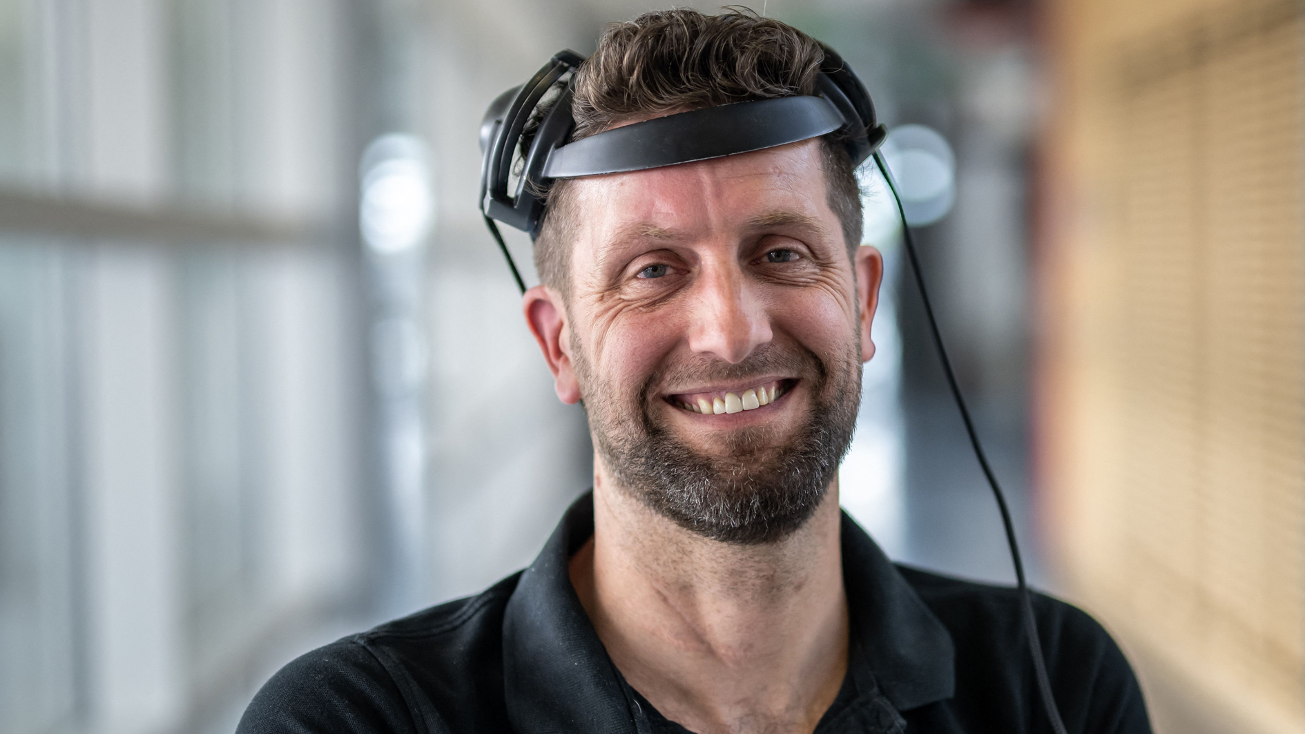 【財經簡訊】Neuralink獲批進行人腦植入研究 | OpenAI | 波音公司 | 大腦植入 | 新唐人电视台