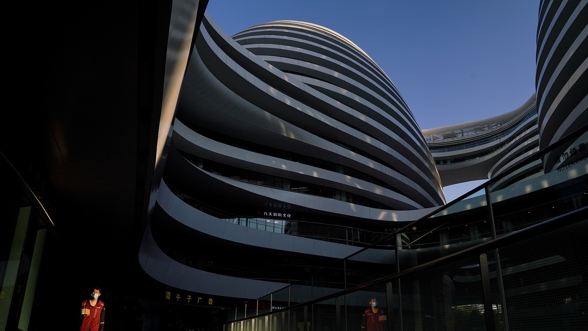 【禁聞】SOHO中國爆雷 與恆大有何不同 專家詳解 | 中國房地產商 | 新唐人电视台