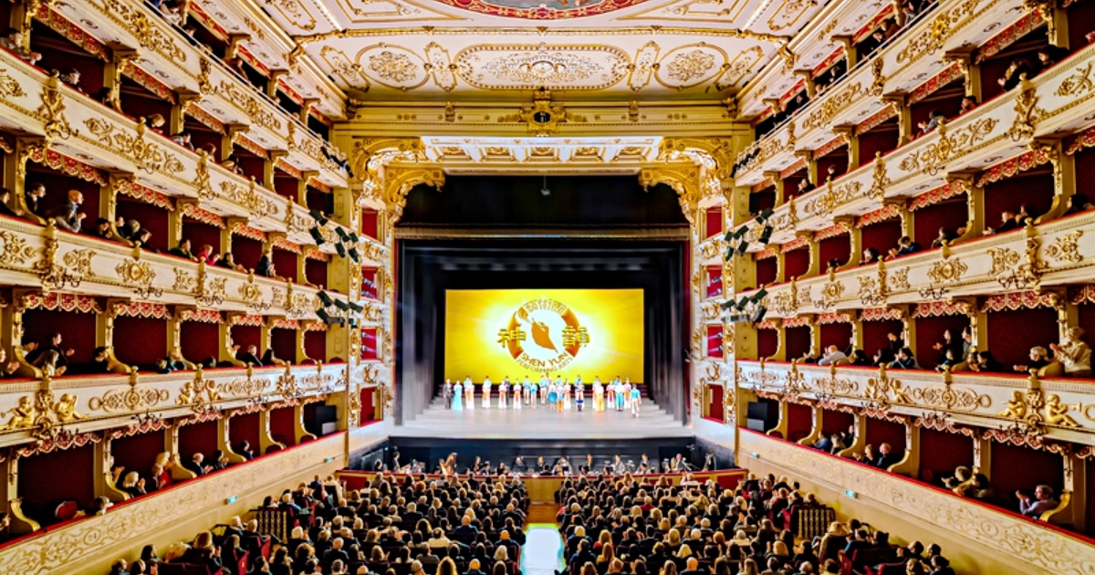 神韵帕尔玛再爆满 精英：辉煌壮丽 使命非凡 | 神韵艺术团 | 意大利帕尔玛王家歌剧院 | 神韵演员 | 新唐人电视台