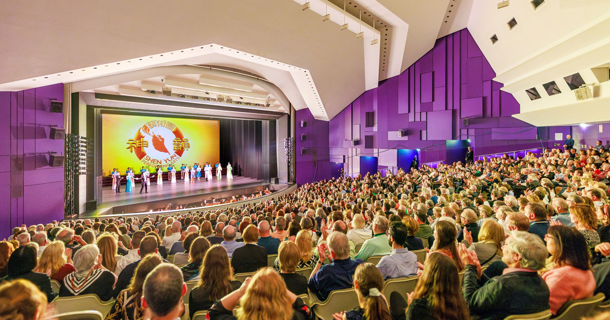 神韵德国售罄落幕 主流：唤醒神性 感动世界 | 中国古典舞 | 德国勒沃库森展演中心 | 神韵演出 | 新唐人电视台