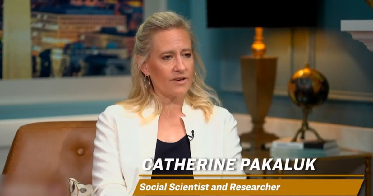 【華府衝擊播】Catherine Pakaluk：信神的人 生育更多孩子 | 生育率 | 社會學家 | 新唐人电视台