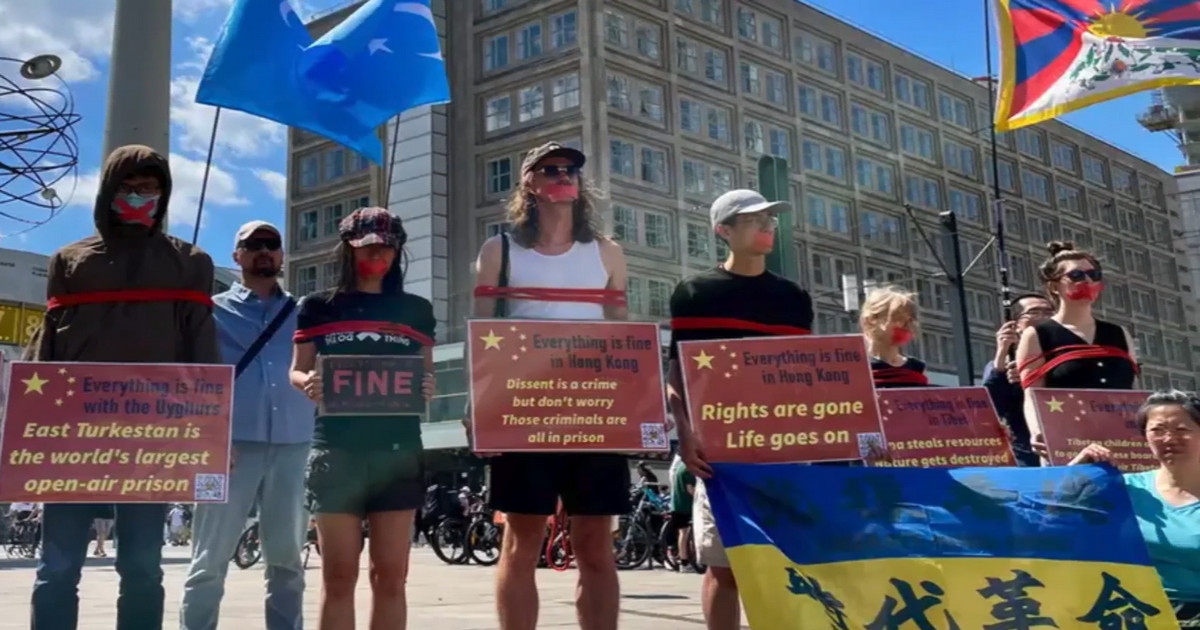 【禁聞】紅膠帶封嘴 港人發起全球藝術抗議 | 香港國安法 | Everything is Fine | 民主人士 | 新唐人电视台